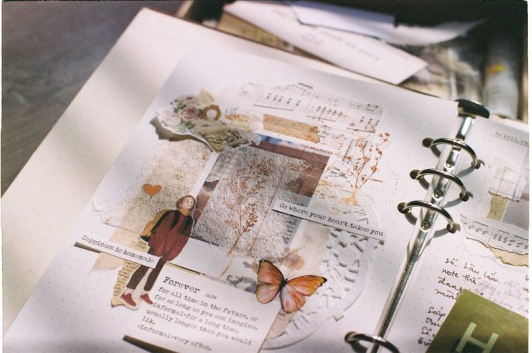 How to Start a Travel Journal: Tips, Prompts, & Essentials